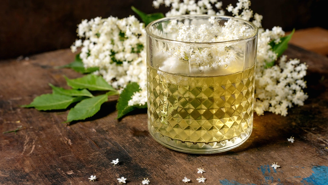 12 chic & flavorful beverages for 2026
