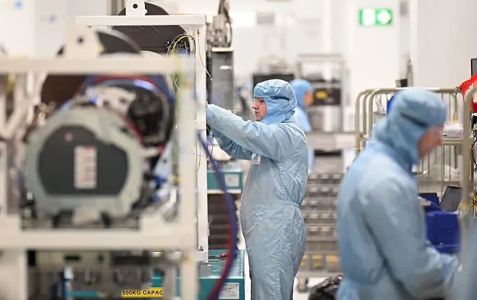 UK unveils £1.1bn plan for AI chips and sovereign model