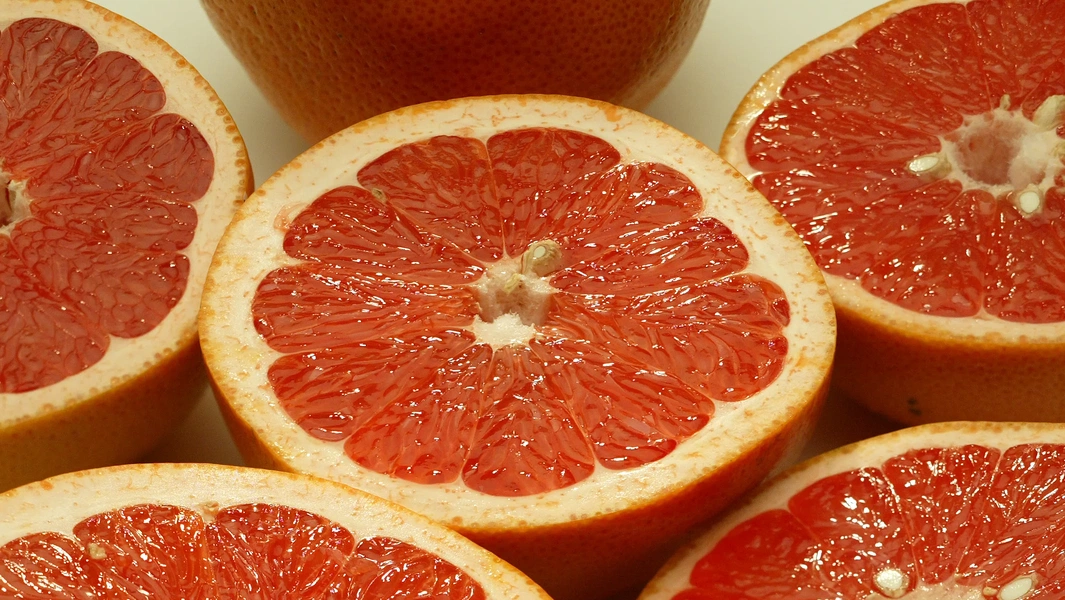 12 grapefruit varieties and their unique traits