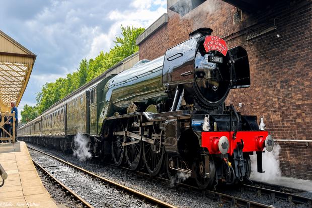 'Absolute magic,' say rail enthusiasts as Flying Scotsman returns to ...