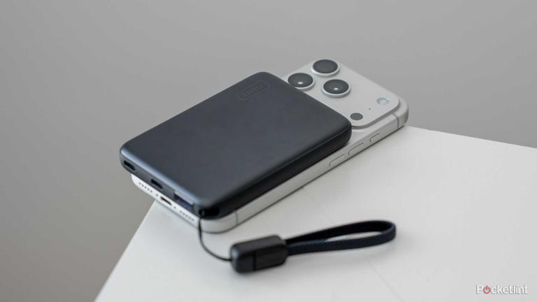Meet the INIU SnapGo Air power bank: Fast wireless charging without the ...