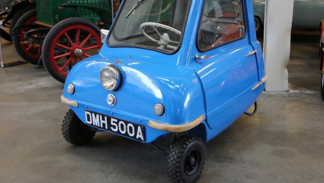 17 iconic small cars that defined urban mobility