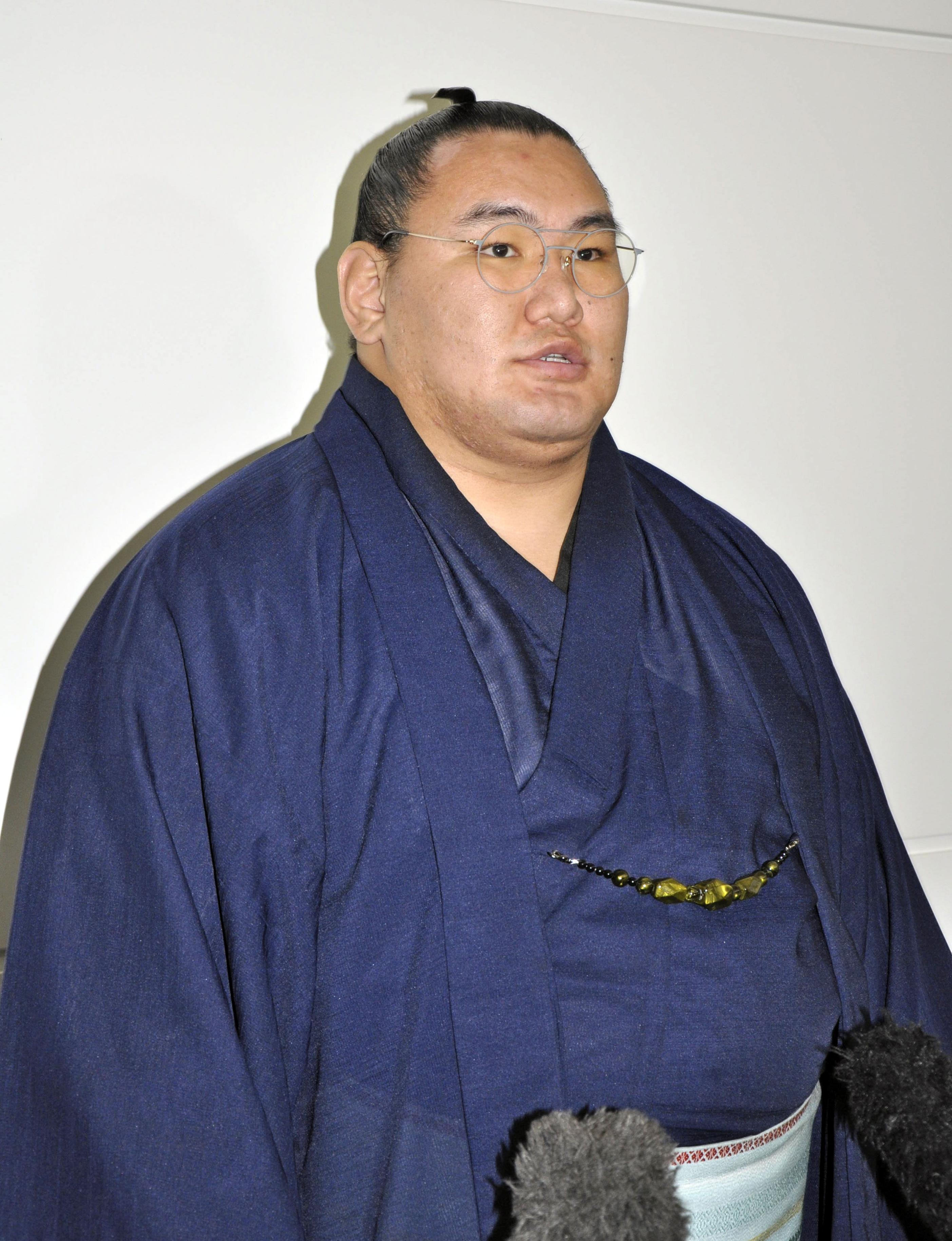 豊昇龍、霧島らパリ公演へ出発 31年ぶり