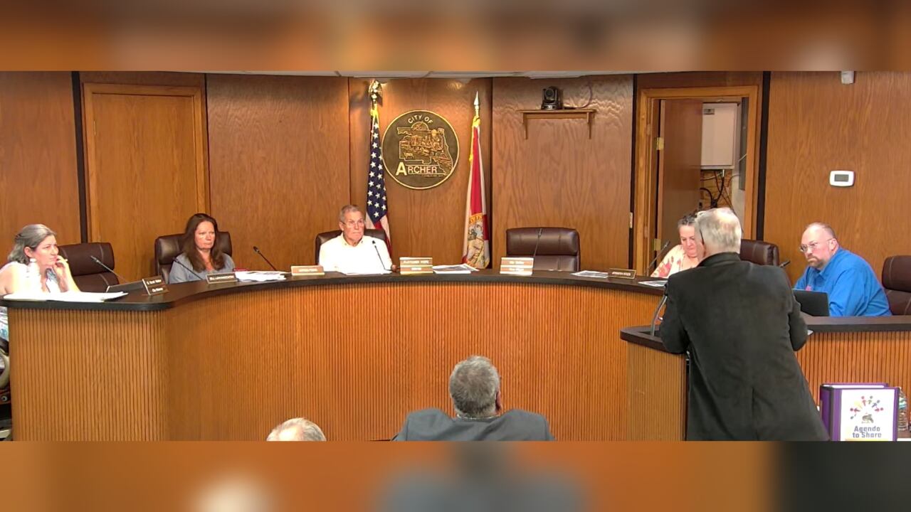 Archer officials review progress on resolving budget deficit