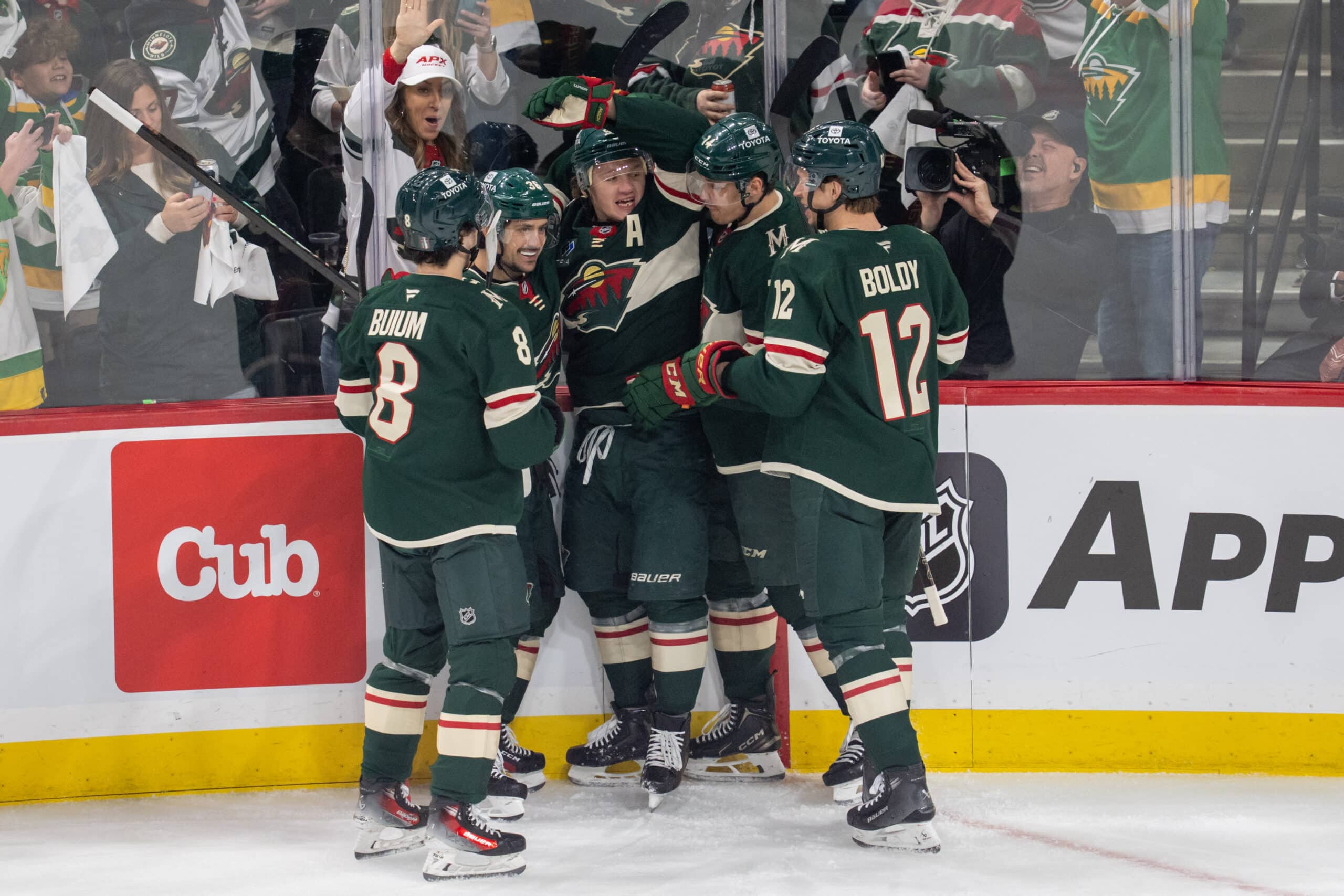 Ruotsalaistähden päätös voi muuttaa kaiken – NHL-seura sai yllättävän ...
