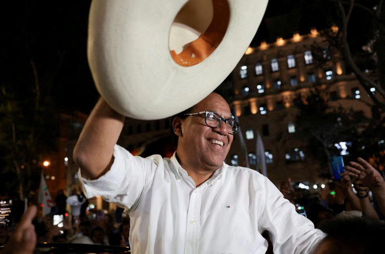 Leftist Sanchez takes lead in polarized Peru election