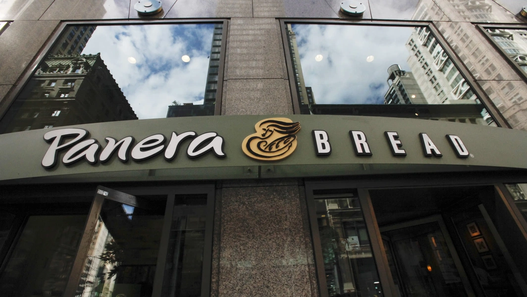 7 restaurant chains baking bread in-house