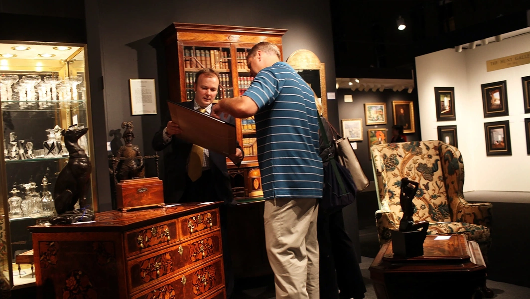 16 proven strategies for successful antique collecting