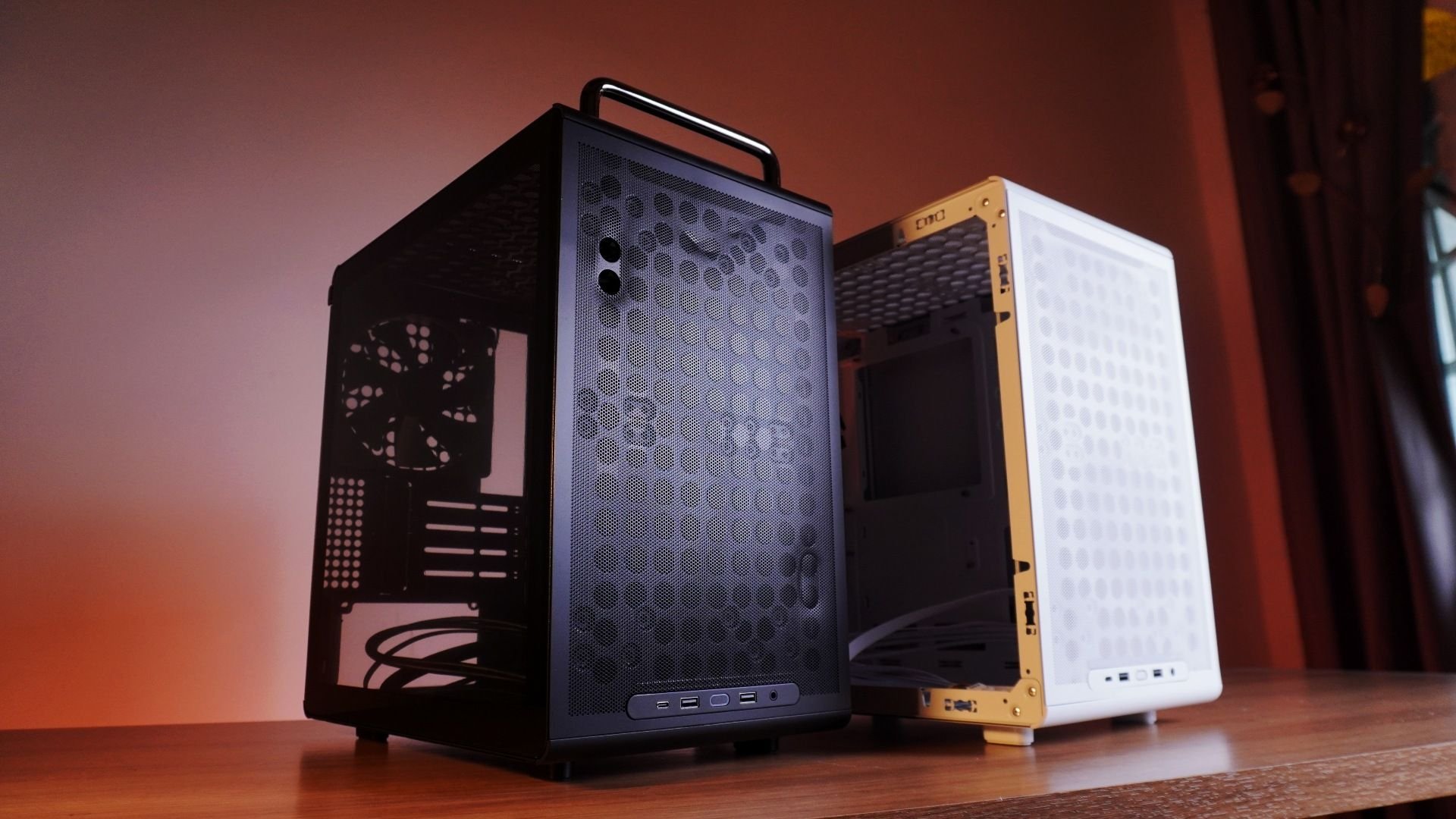 Qube 340 e 300L: novos cases da Cooler Master apostam em customização fácil