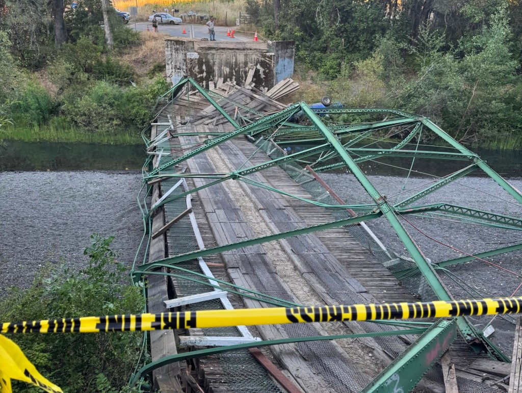 Bridge collapses under vehicle near Covelo