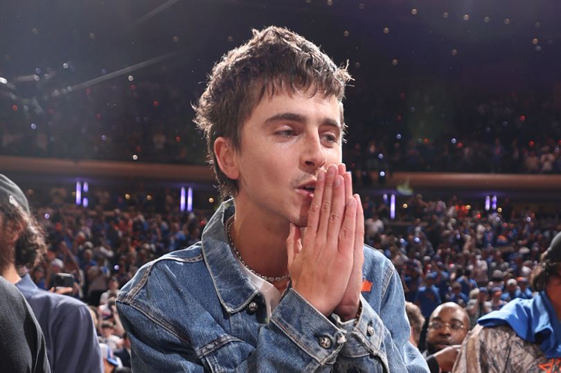 Timothée Chalamet attends Knicks vs. Spurs game 5 but fans all ask same ...