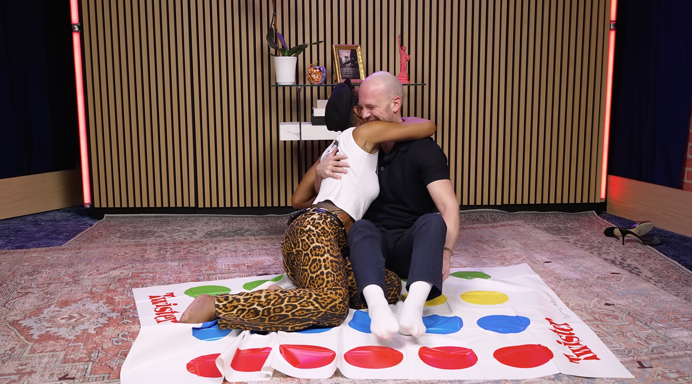 Keke Palmer and 'Hot Ones' host Sean Evans fuel romance buzz with NYC ...