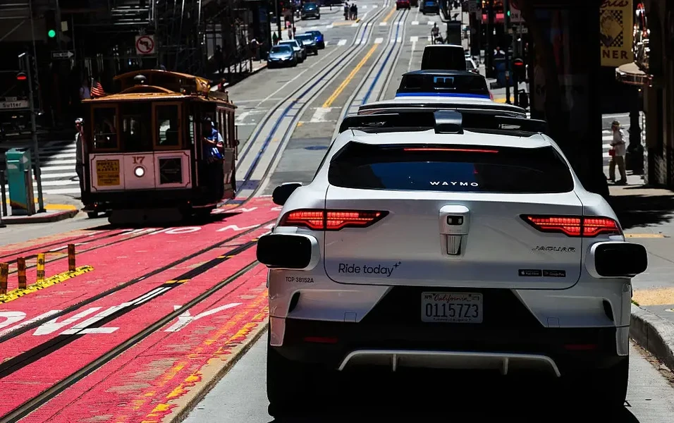 Waymo buys Apple’s former Arizona self-driving test site for $220M