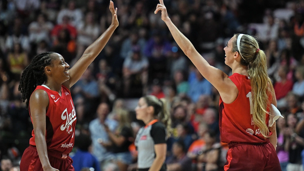 Clark's hot shooting fuels Fever's third straight win