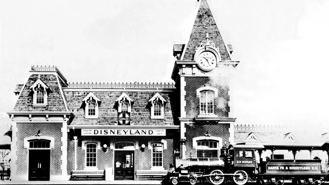 11 historic moments from Disney parks