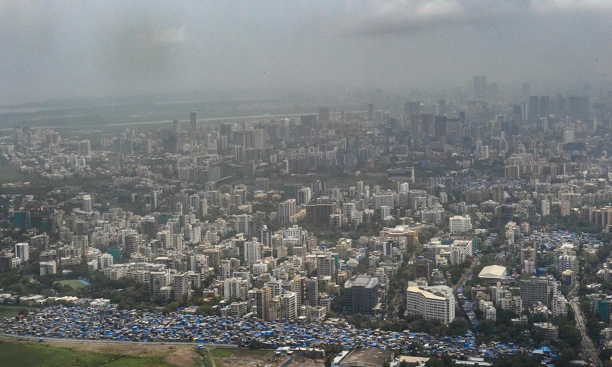 Mumbai weather update: IMD forecasts warm, humid day with partly cloudy ...