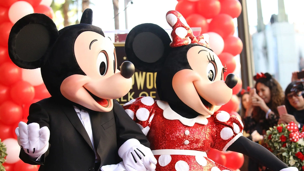 14 iconic cartoon couples through the years