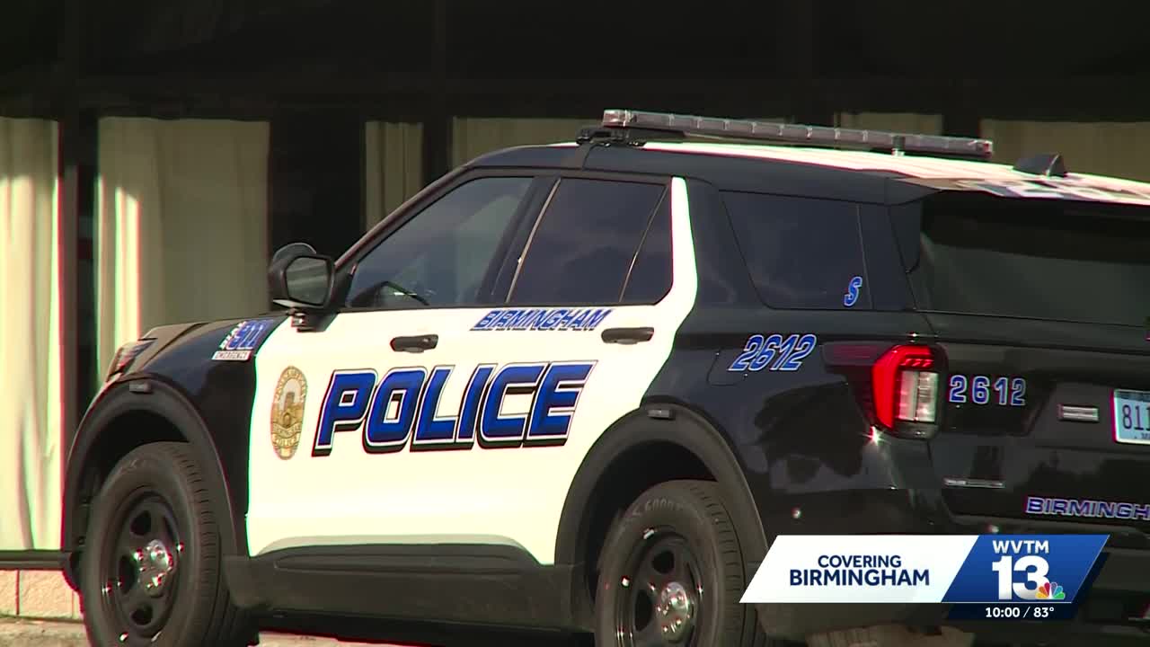 Shooting at West Valley Avenue barbershop leaves man dead after fight ...