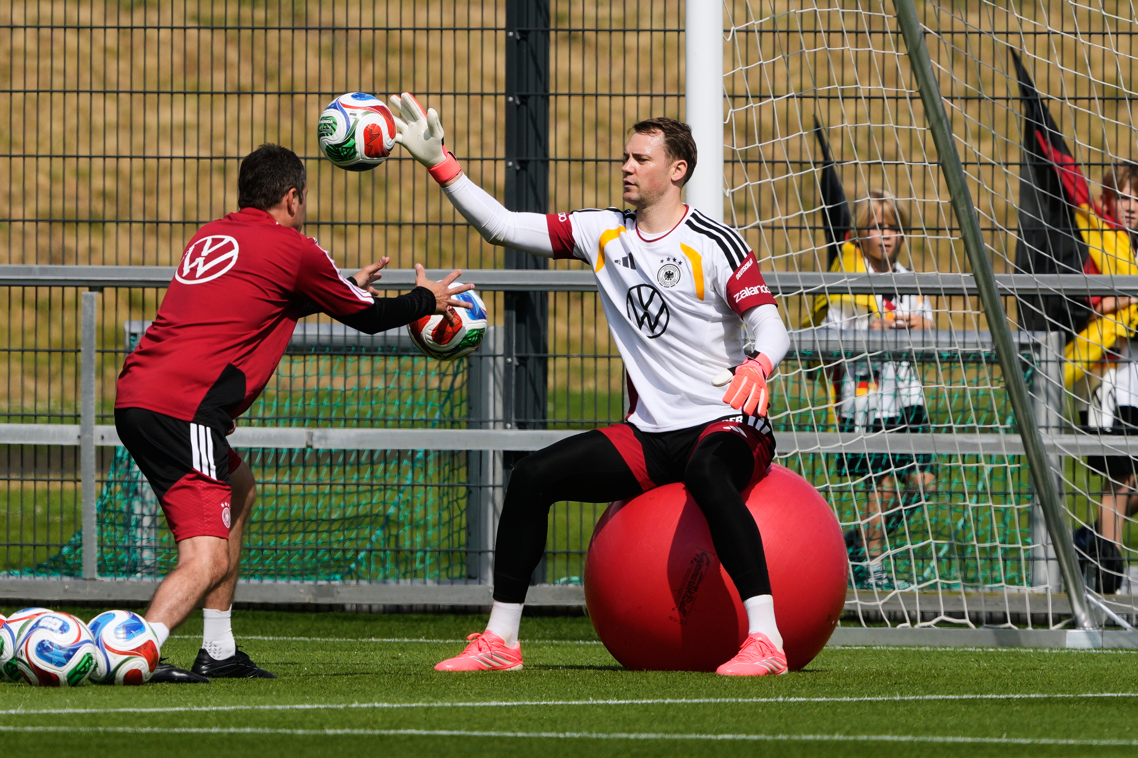 Nagelsmann: Goalkeeper Manuel Neuer fit to start as Germany opens the ...