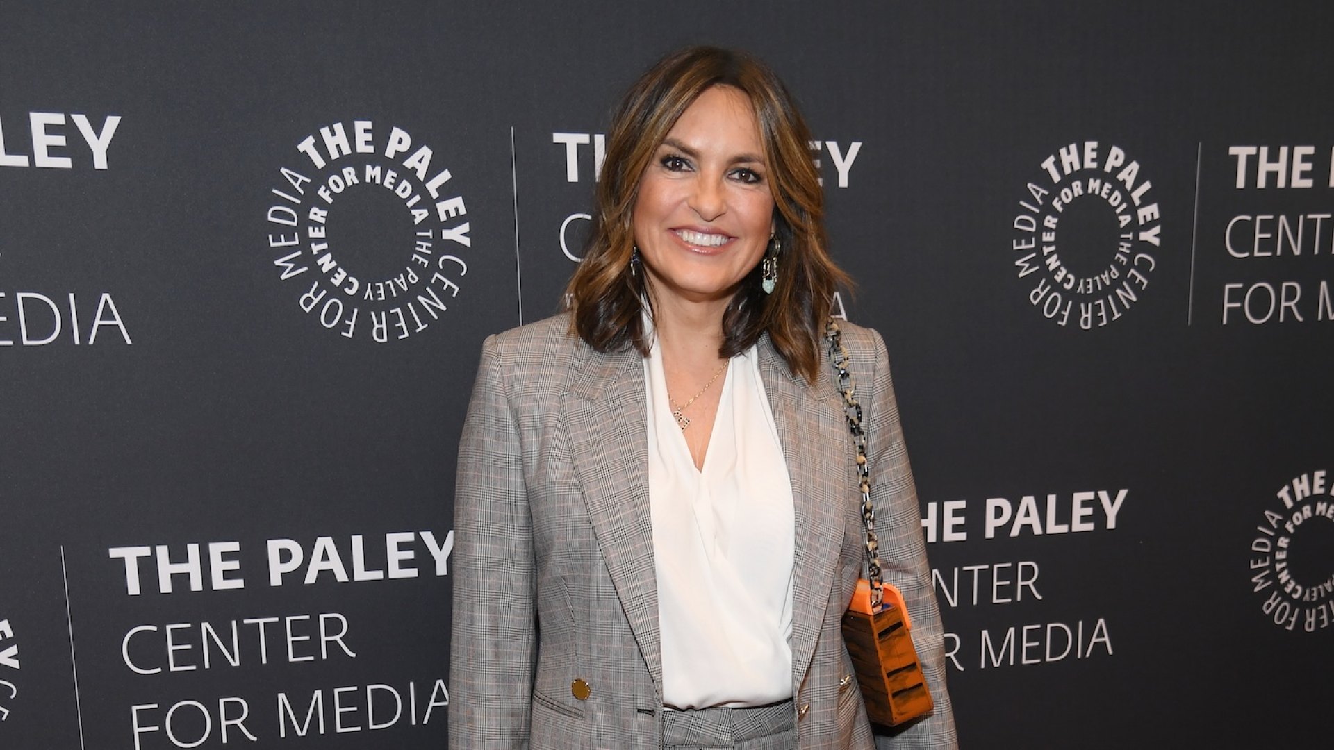 Mariska Hargitay reveals how 1st woman showrunner changed 'Law & Order ...