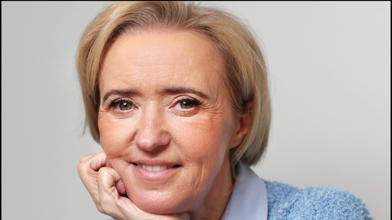 Exclusive: "Women are definitely judged more harshly", says author Liz ...