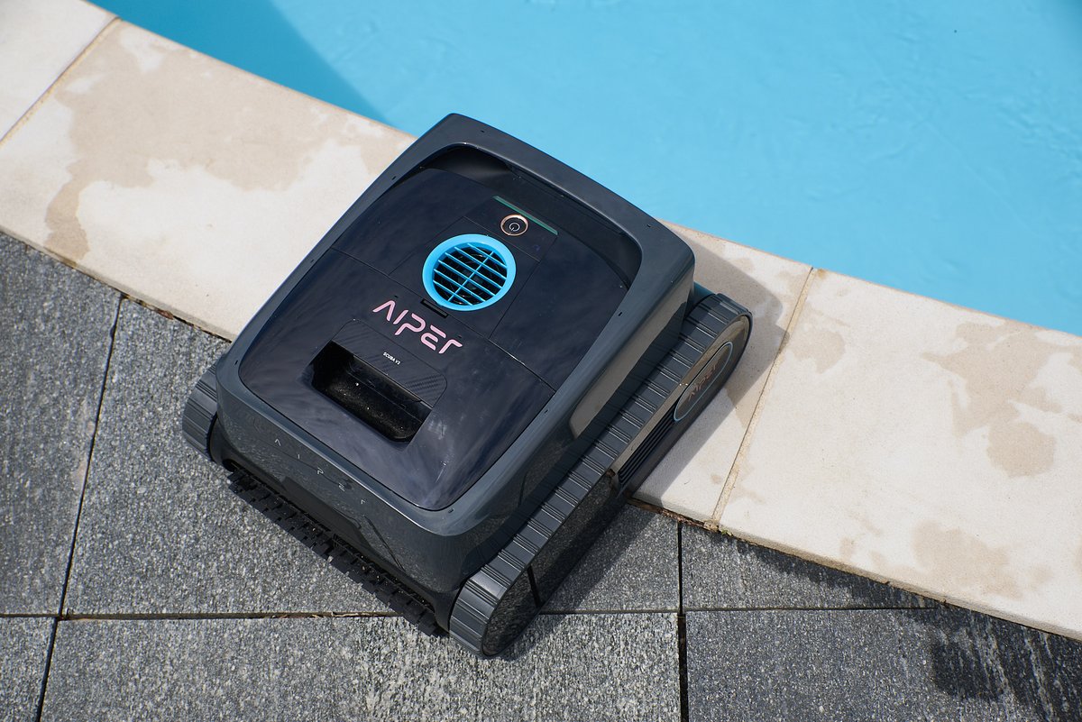 Test Aiper Scuba V3 : l'IA dans un robot piscine, vraie avancée ou ...