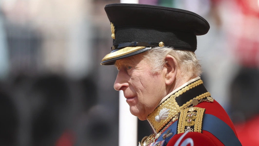 Prince Louis’s cheeky balcony moments charm Trooping crowds