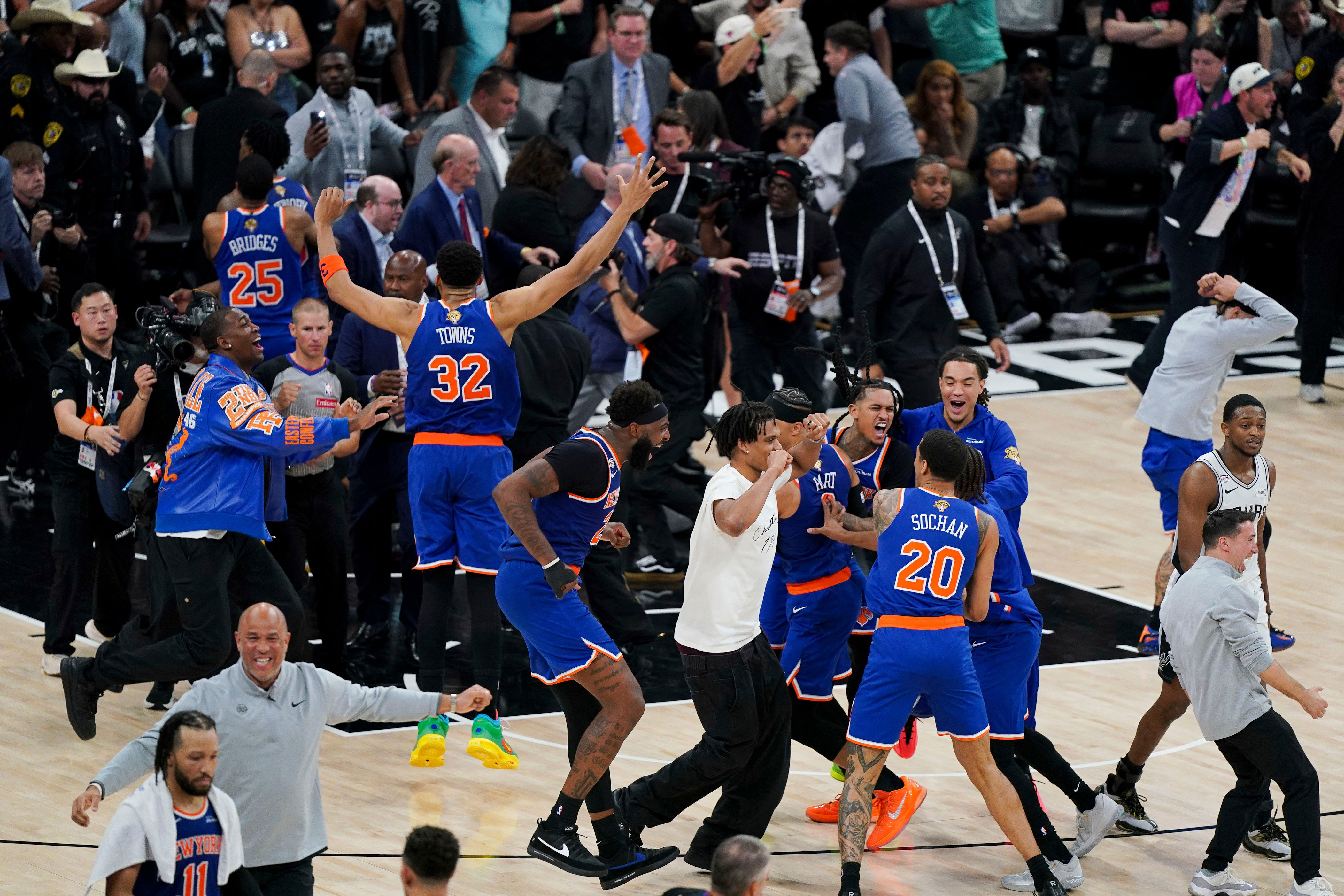 New York Knicks mistrzami NBA po 53 latach. Jeremy Sochan pierwszym ...