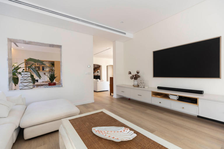 My own home: Family lay down roots at four-bed house in Dubai's Arabian ...