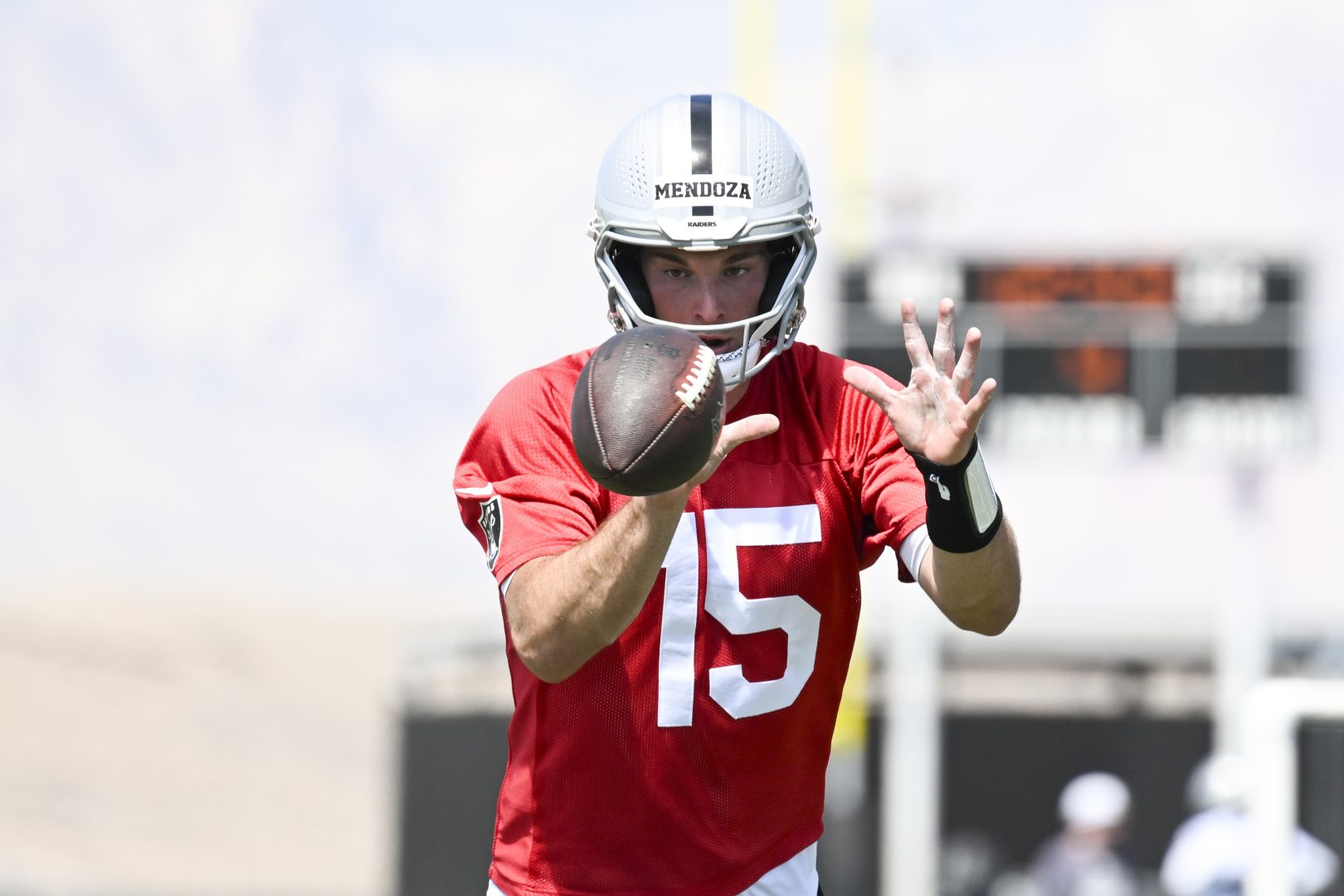 Fernando Mendoza embracing pressure as Raiders prepare for training camp