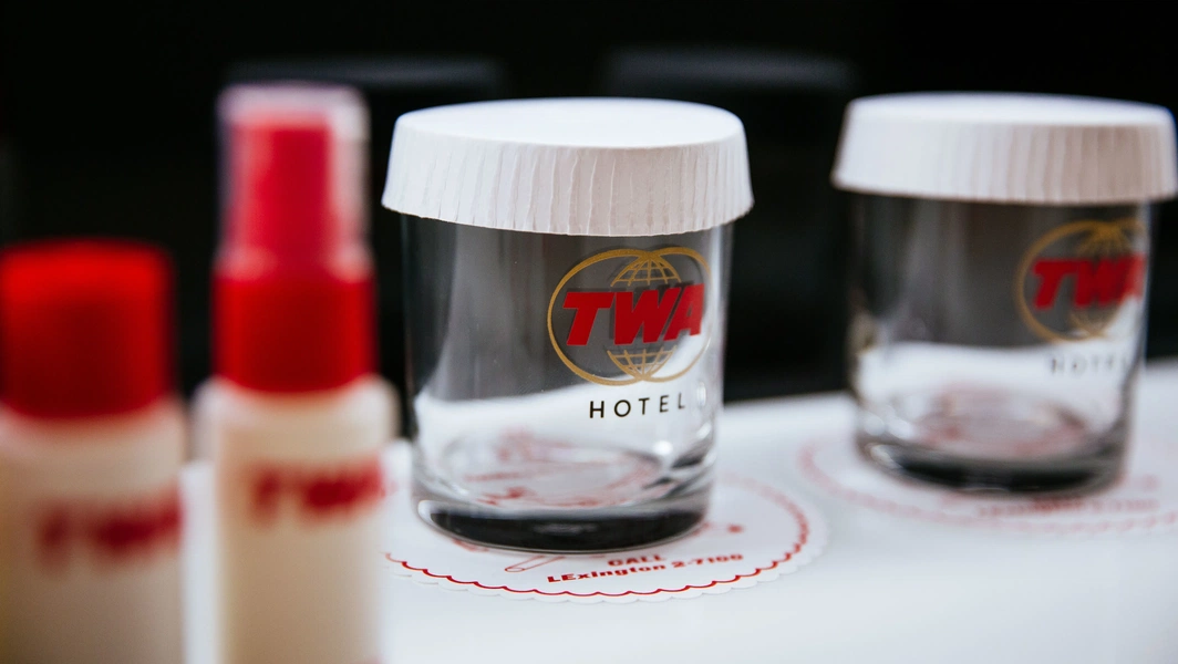 11 hotel warning signs and hygiene hazards