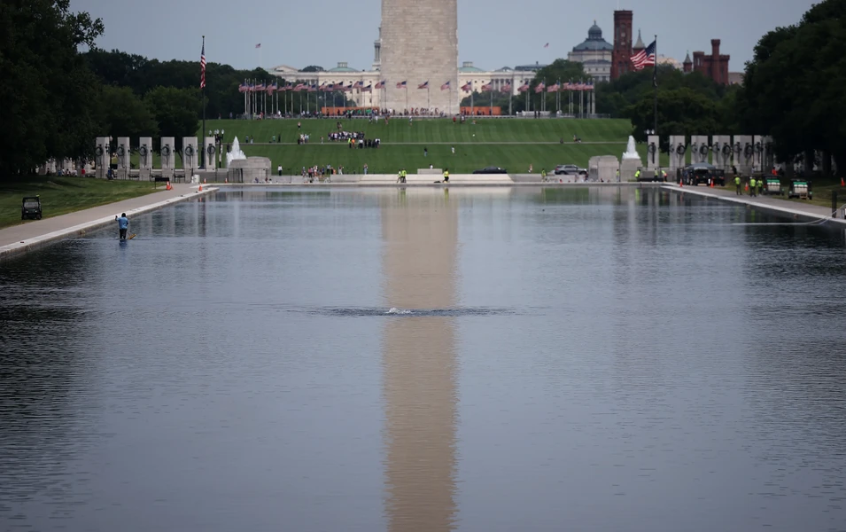 Trump's $14M reflecting pool revamp hit by algae bloom