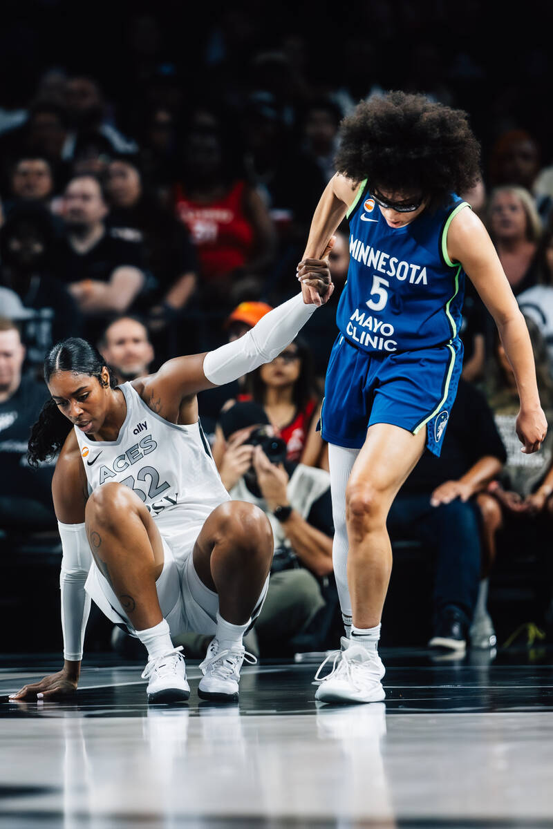 Aces outlast Lynx to remain undefeated in Commissioner’s Cup play