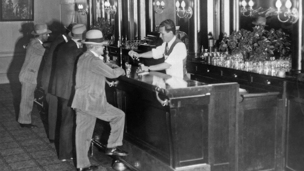 10 unusual and risky trends of the 1920s