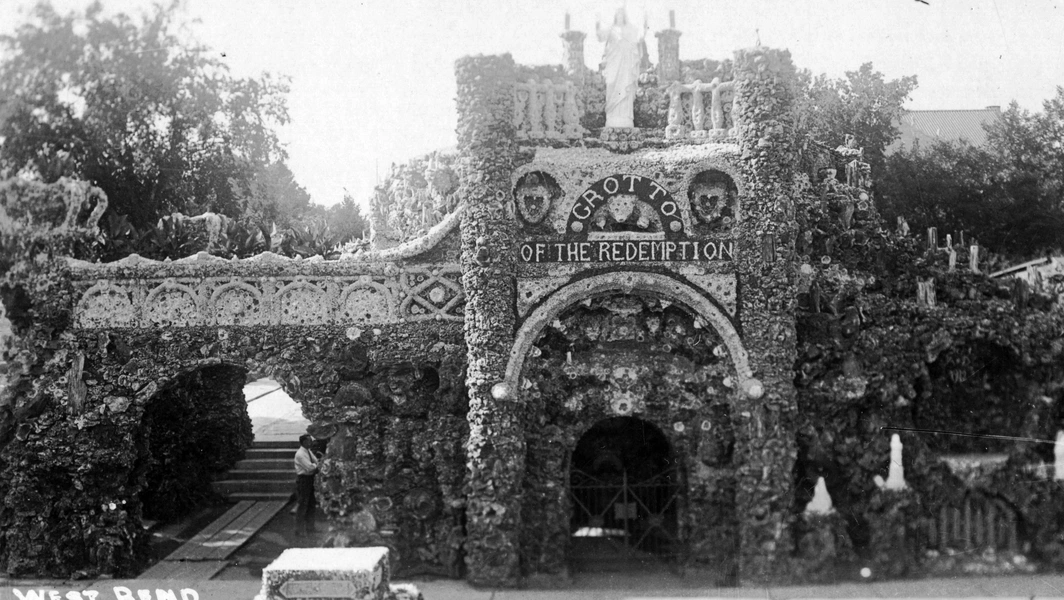 Iowa's Grotto of the Redemption: A monument of faith and stone