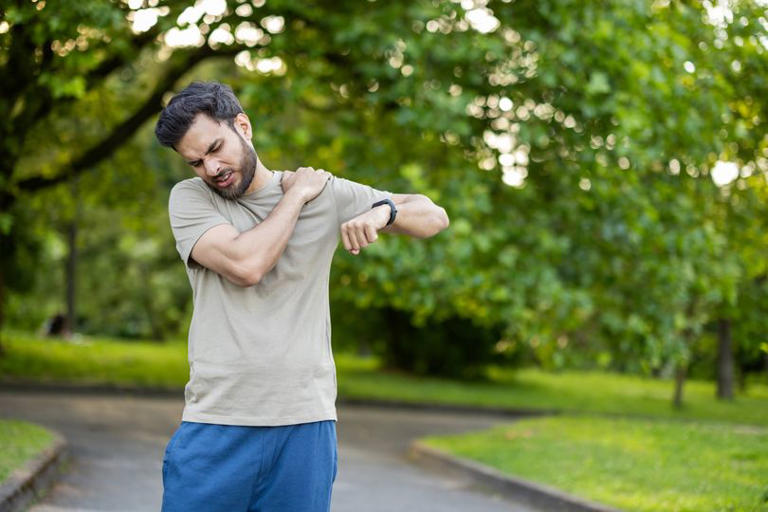 Six non-chest warning signs of heart attack – when to call 999