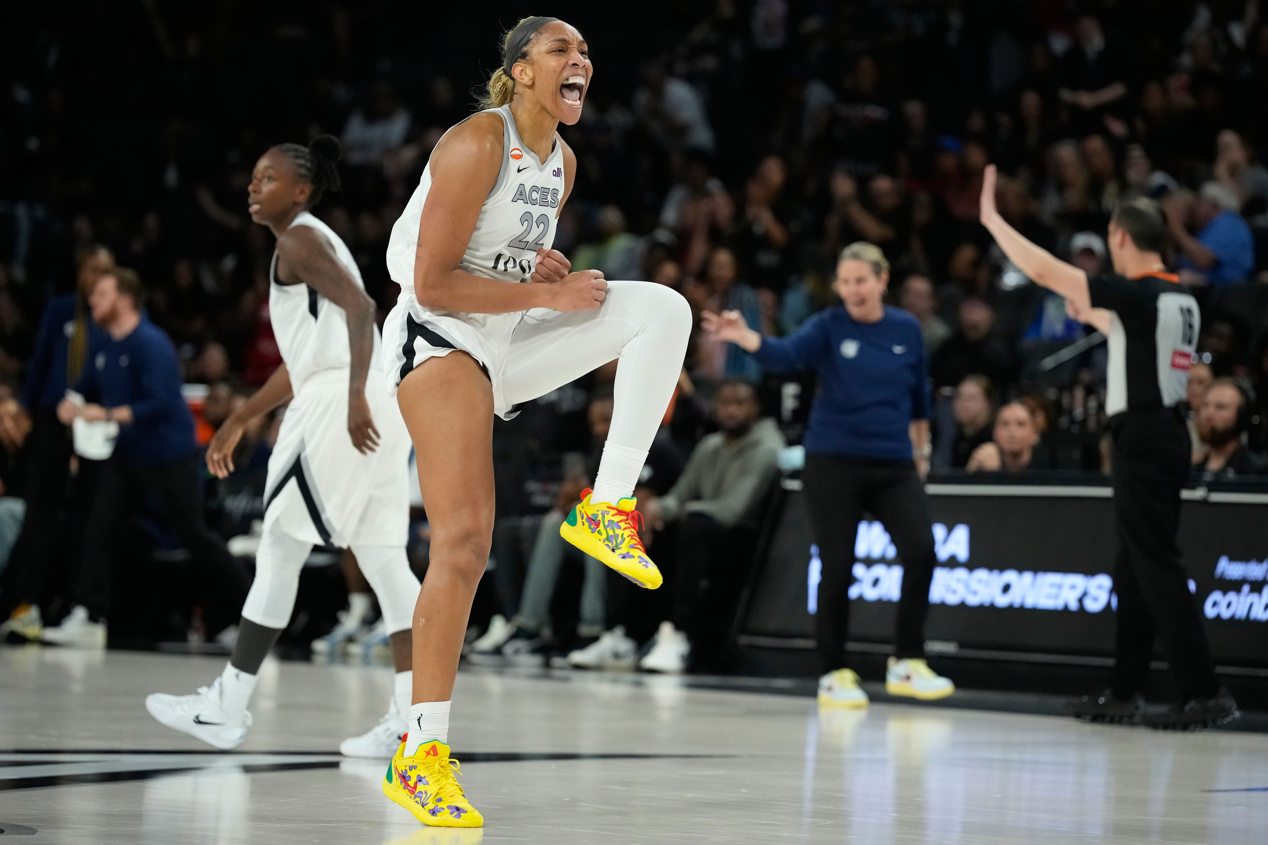 Aces beat the Lynx 100-97 to take the West lead in the Commissioner’s Cup