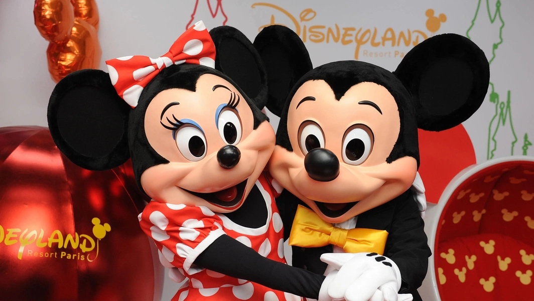 14 iconic cartoon couples through the years