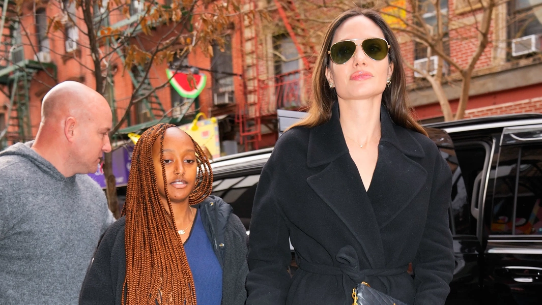 Jolie-Pitt children remove father's surname