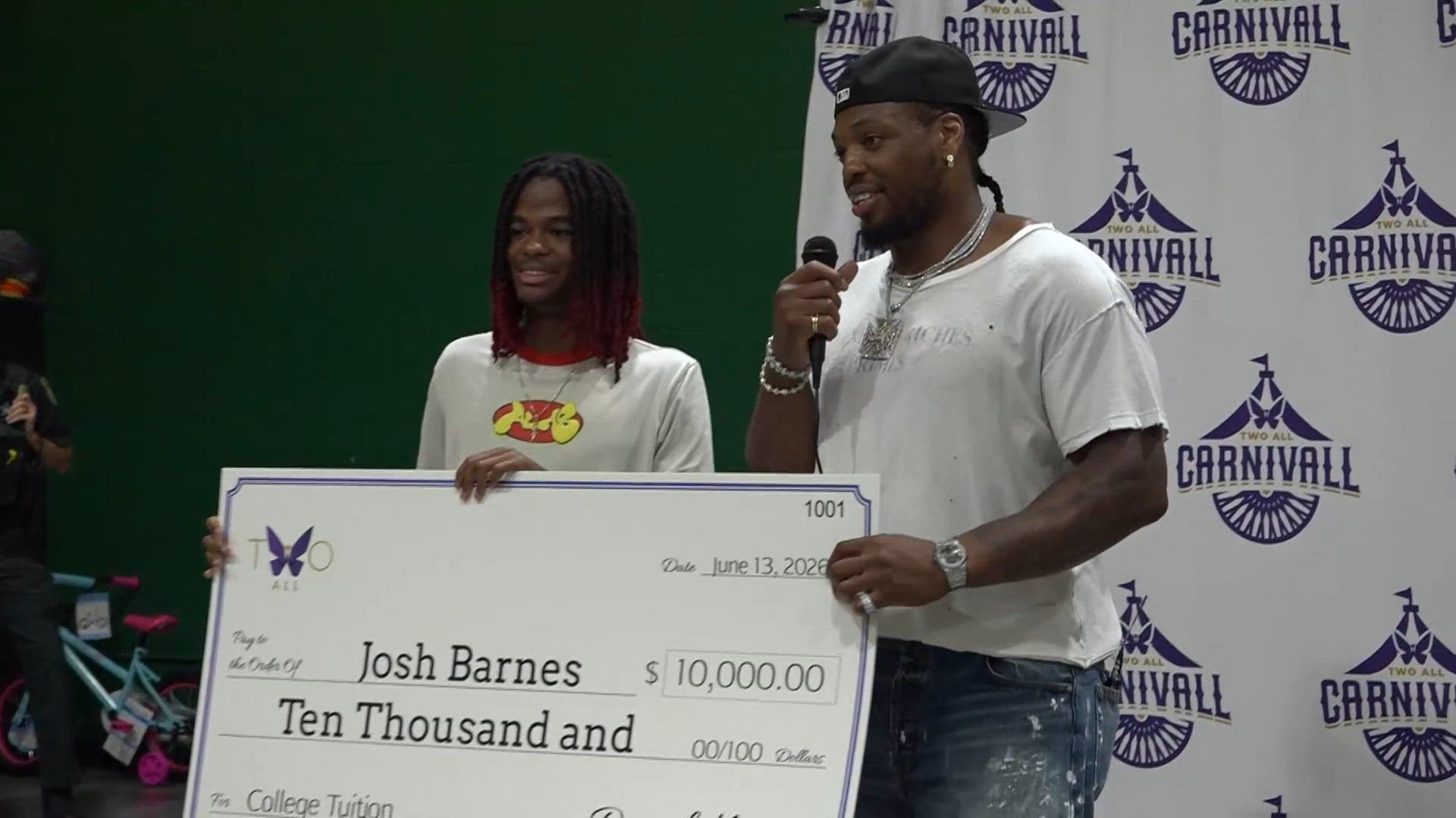 Ravens star Derrick Henry returns home for annual community day