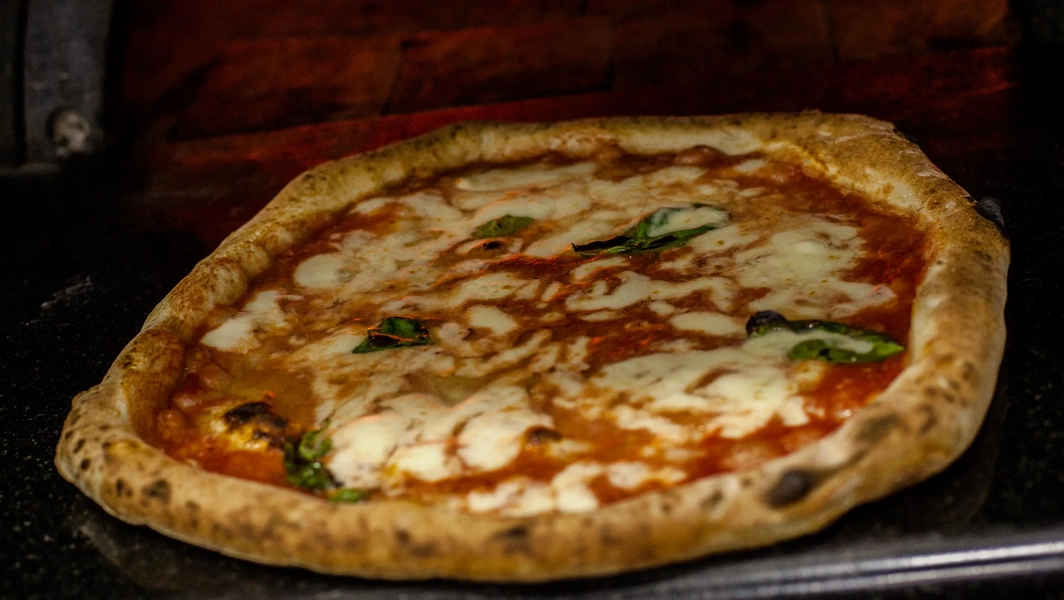 Mastering homemade pizza crust