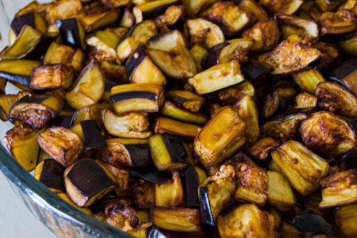 Come friggere correttamente le melanzane per risultati perfetti