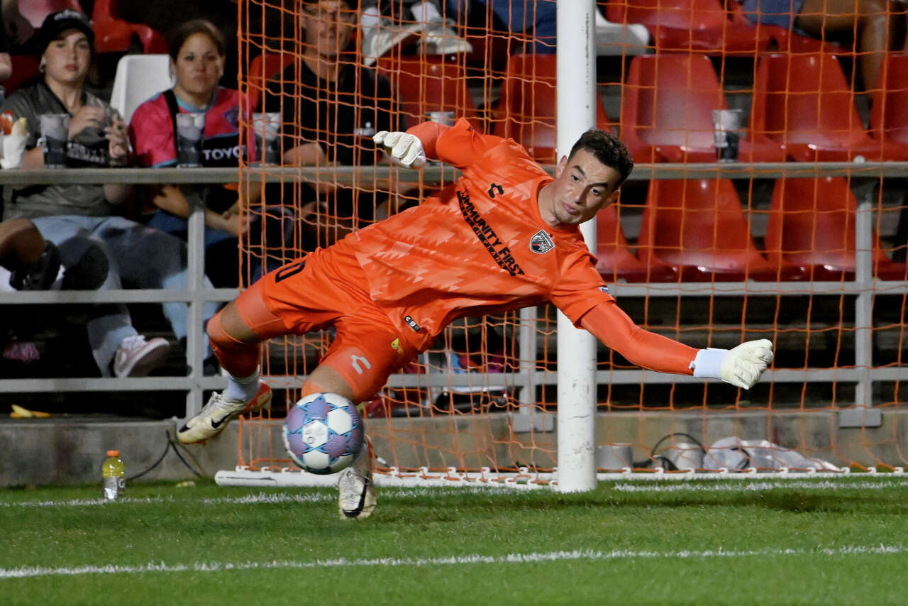 Former LEE standout Joey Batrouni right at home as San Antonio FC ...