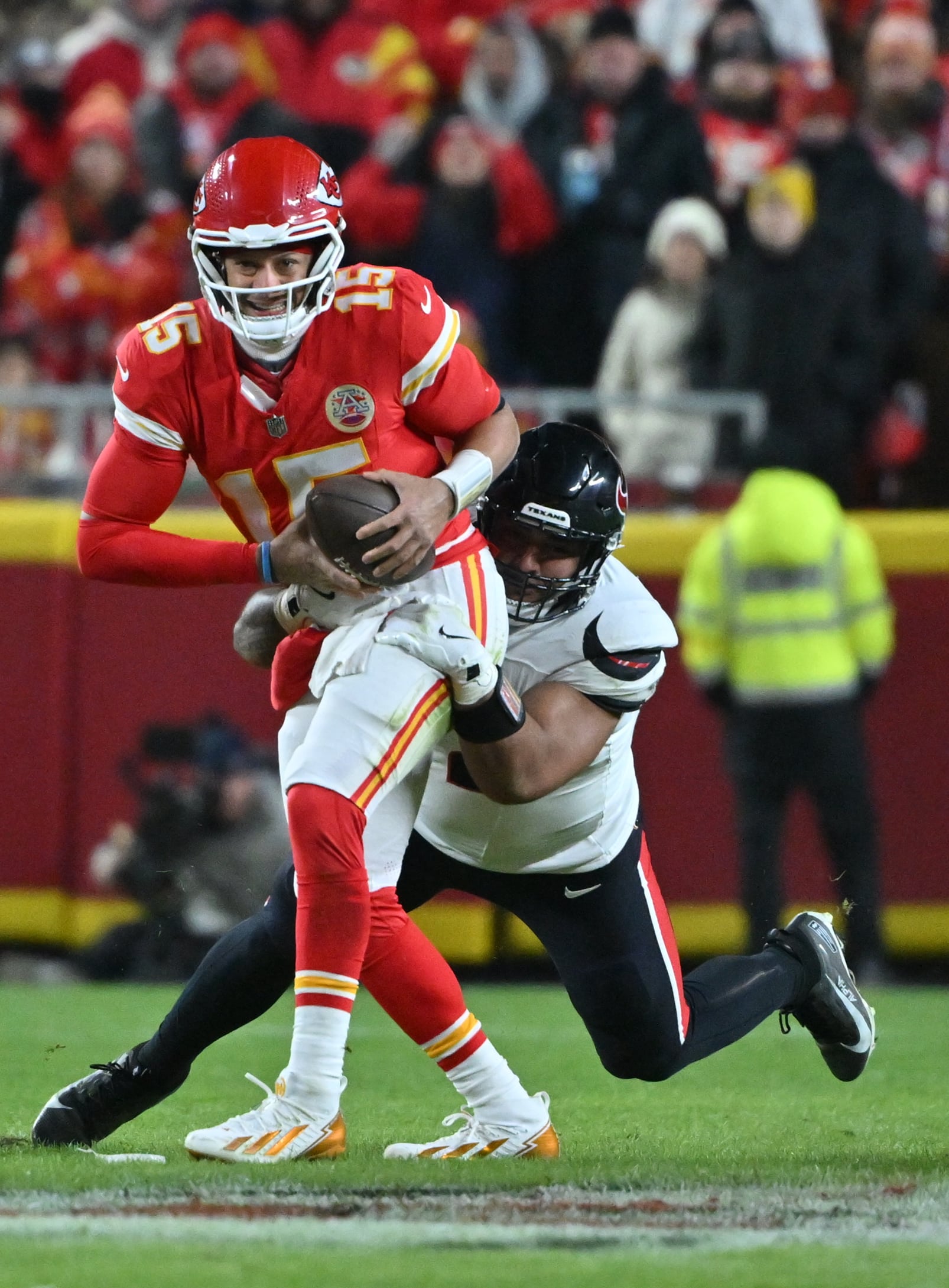 Kansas City Chiefs: How much is the annual value of Patrick Mahomes ...