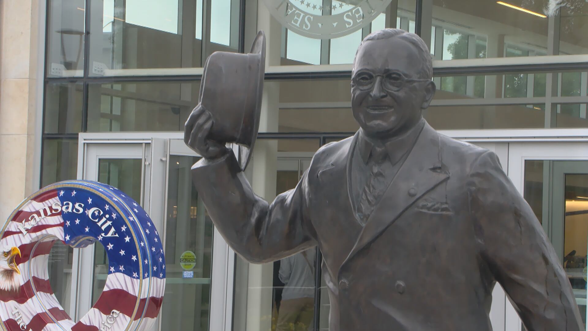 Model T car show at Truman Library celebrates Flag Day weekend