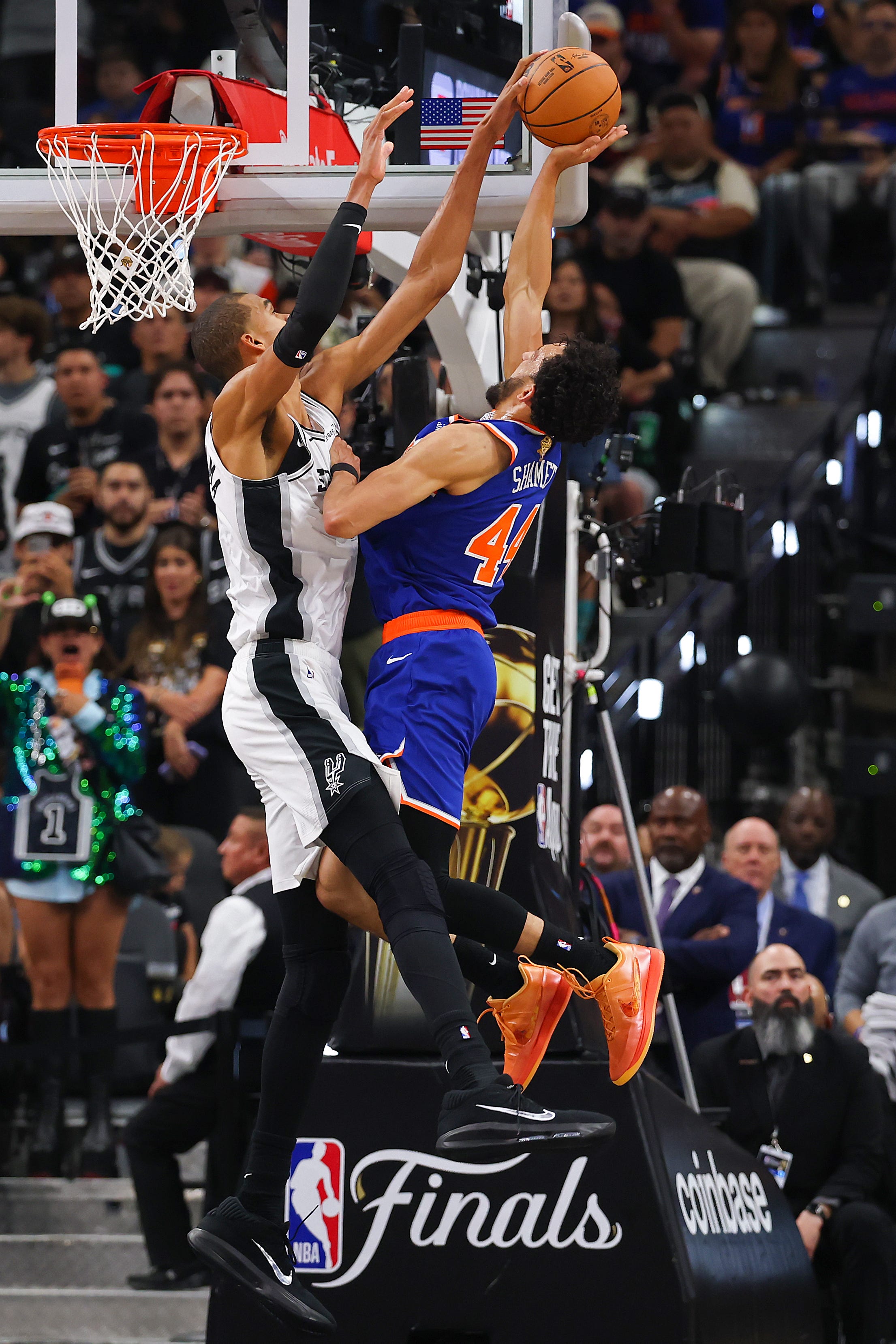Victor Wembanyama stats tonight: Spurs star quiet as Knicks take title