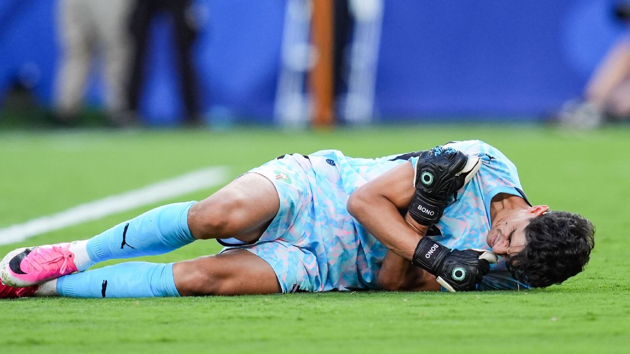 Morocco 'not alarmed' by Yassine Bounou injury concern, but further ...