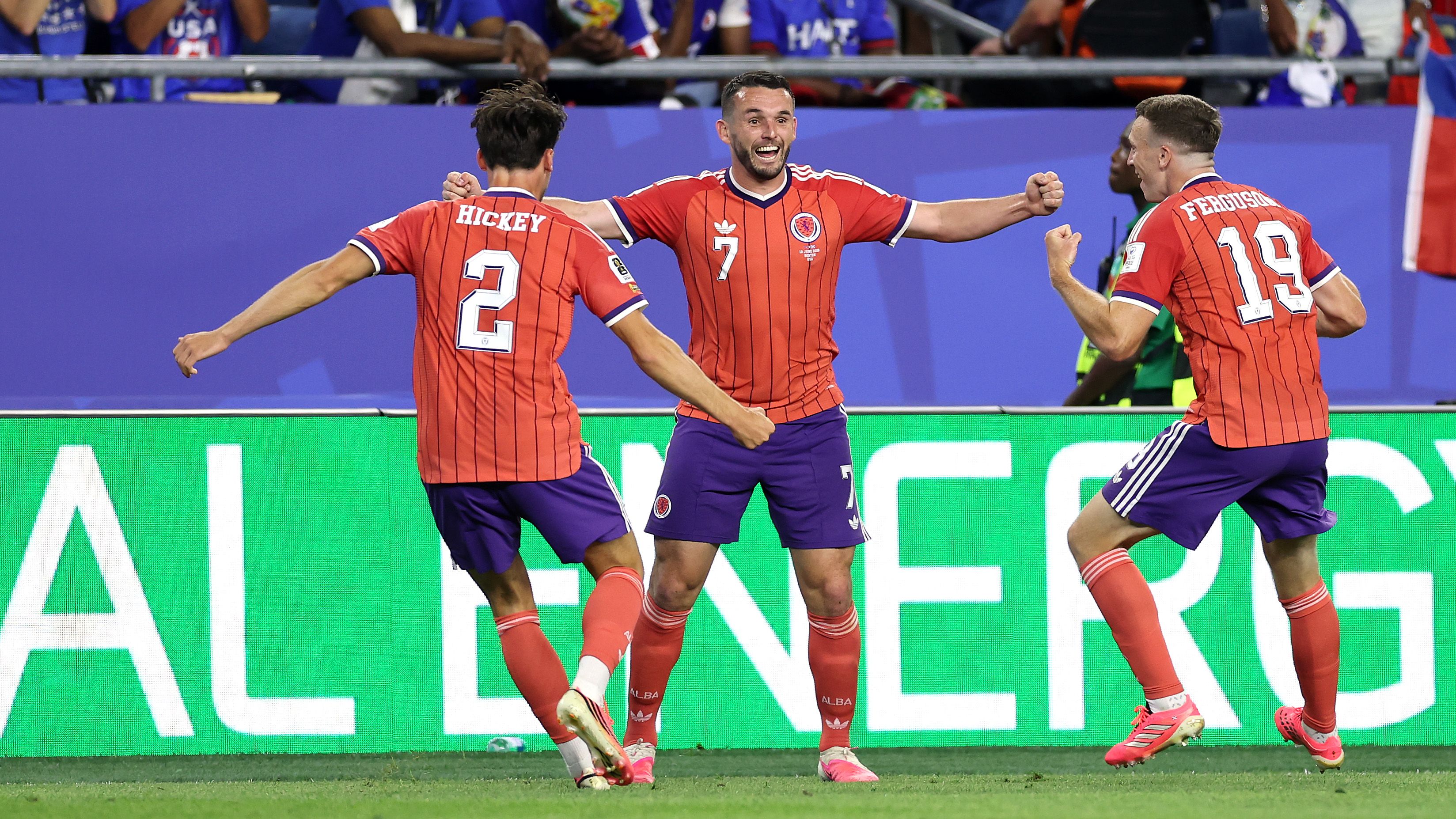 John McGinn schiet matig Schotland naar cruciale zege op dapper Haïti