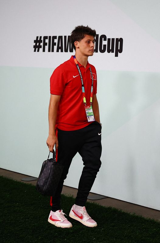 Soccer-Guler to lead Turkey on World Cup return against Australia