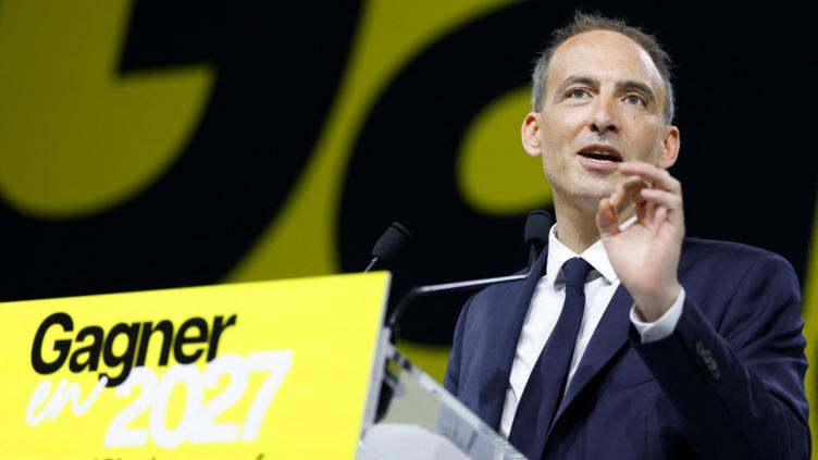 « Gagner en 2027 » : Raphaël Glucksmann lance sa campagne et veut ...